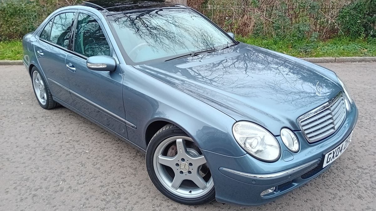 2004 Mercedes E Class Blue Automatic 7 Speed Right Hand Drive In London United Kingdom For