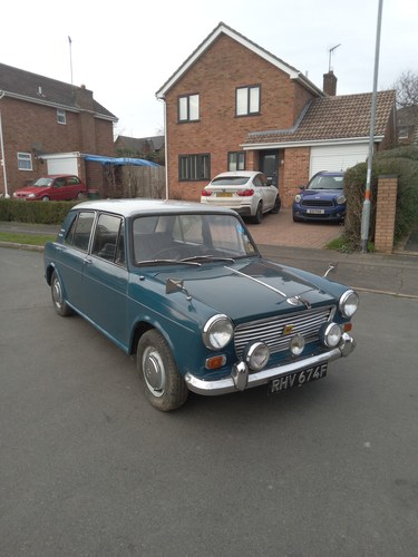 1967 Morris 1100 Blue Manual 4 Speed Right Hand Drive In 1967 Morris 1100 Blue Manual 4 Speed Right Hand Drive In